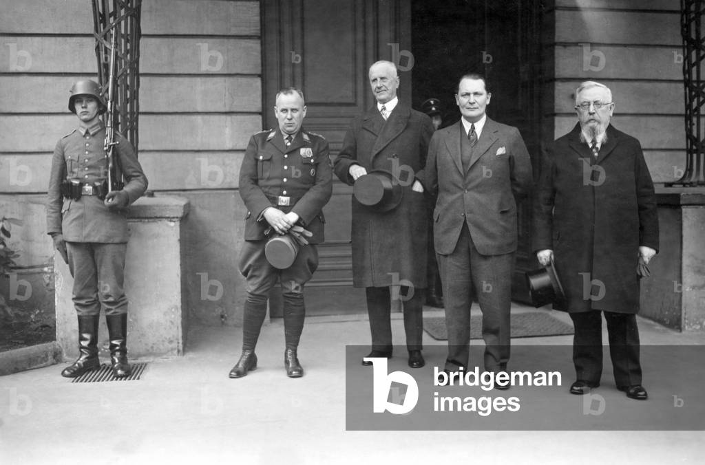 Image of Ernst Zoerner, Walter Graef, Hermann Goering and Thomas Esser ...
