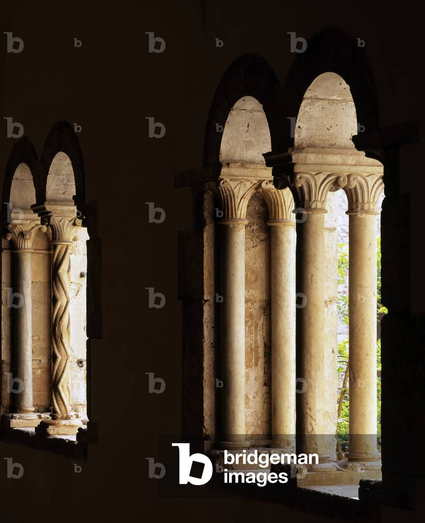 Image of Mullioned windows with crochet capitals, detail from cloister ...