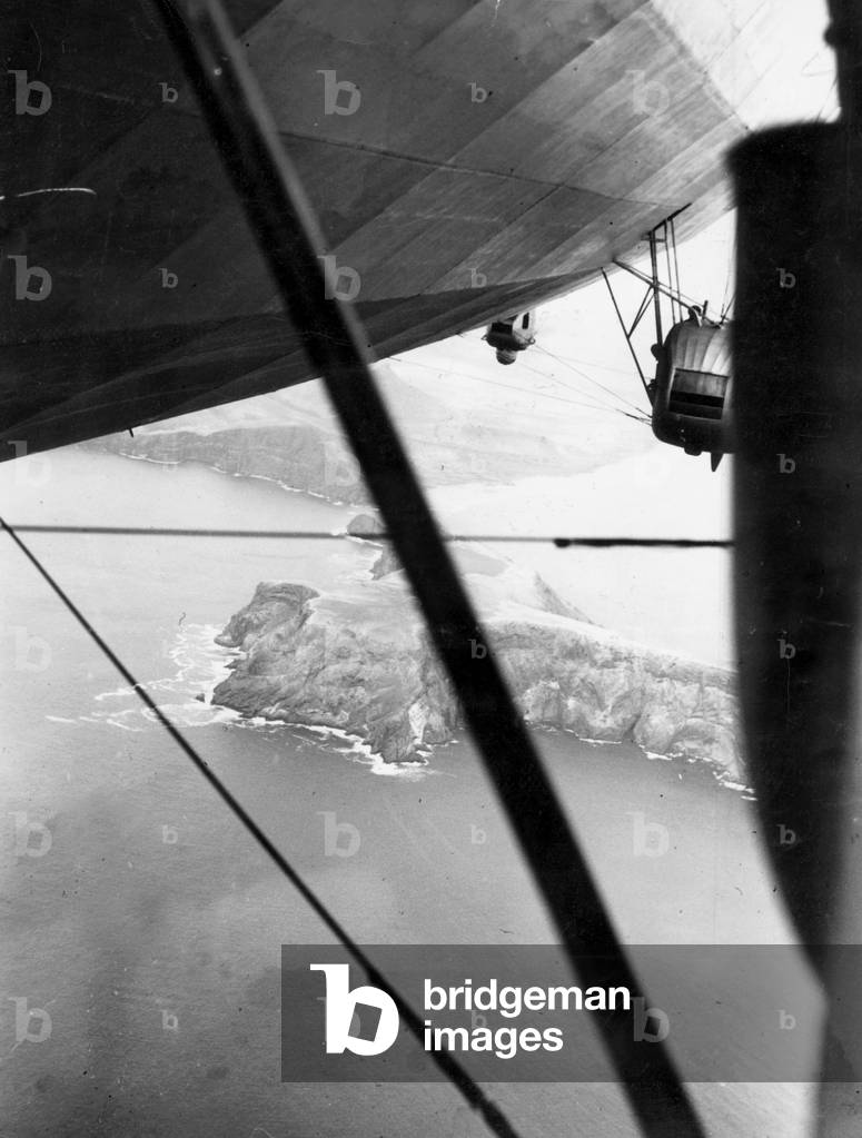 Image of The LZ 127 'Graf Zeppelin' on its first transatlantic flight,