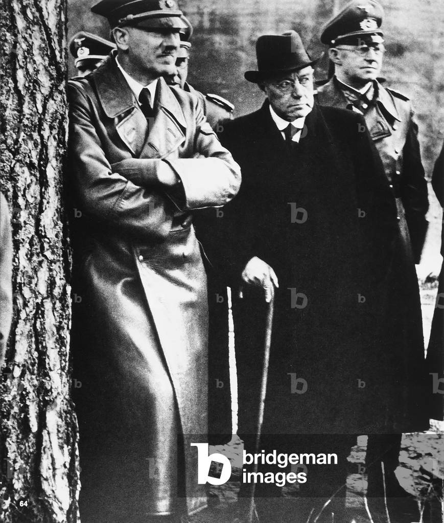 Image of Adolf Hitler photographed with Hermann Roechling and other ...