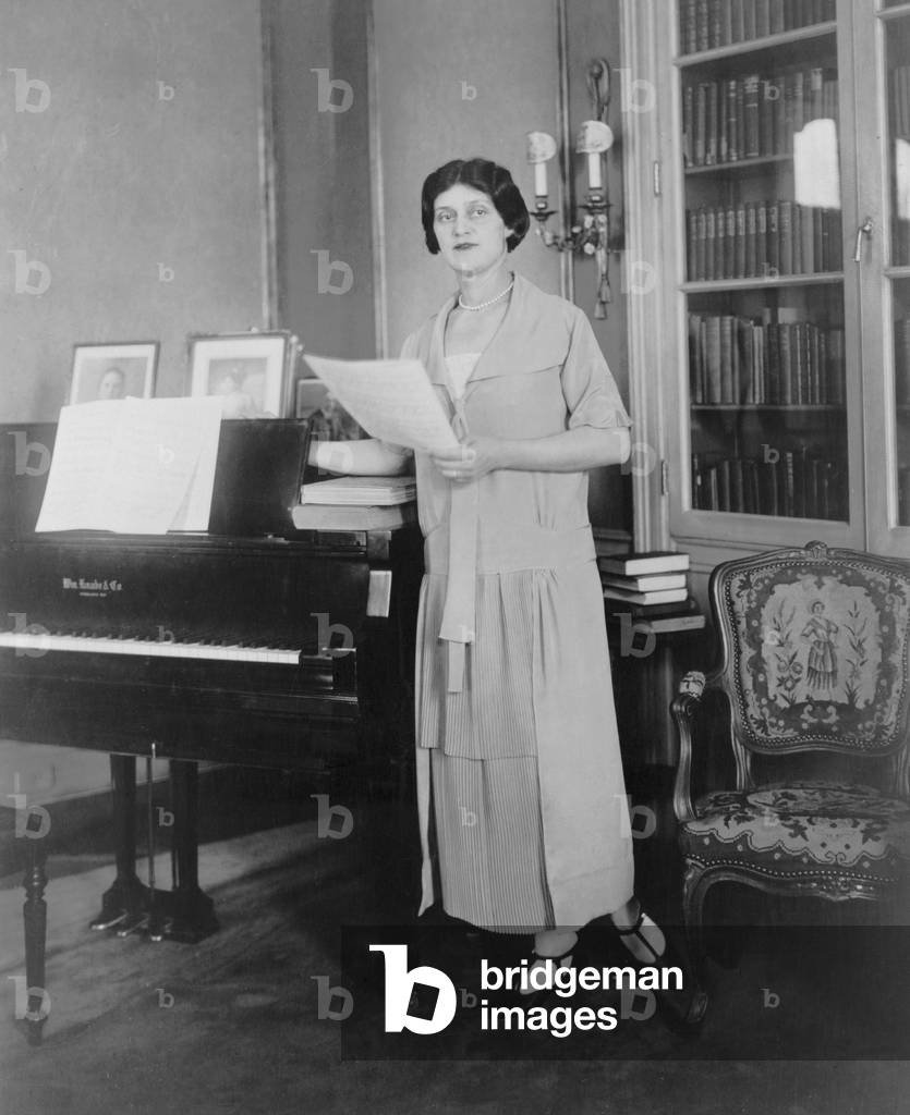 Image of Alma Gluck, (1884-1938) Romanian-born American former opera ...