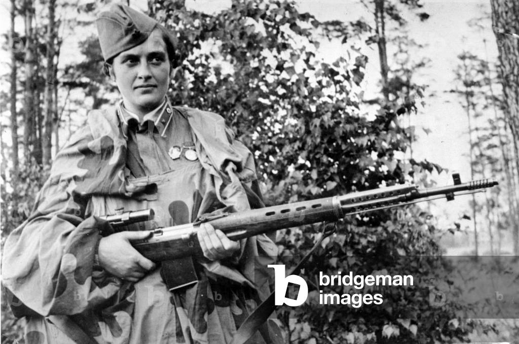 Image of Lyudmila Pavlichenko, Famous 26 Year Old Russian Guerrilla ...