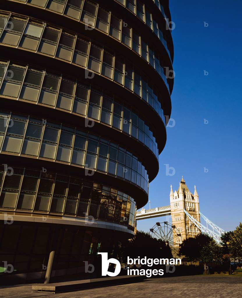 Image of Gla Building with Tower Bridge behind, London, England, UK (photo)