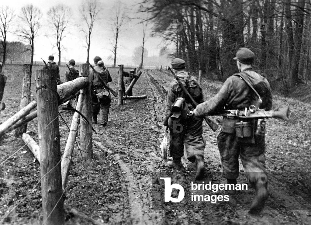 Image of German infantry on the Western Front in Germany, 1945 (b/w