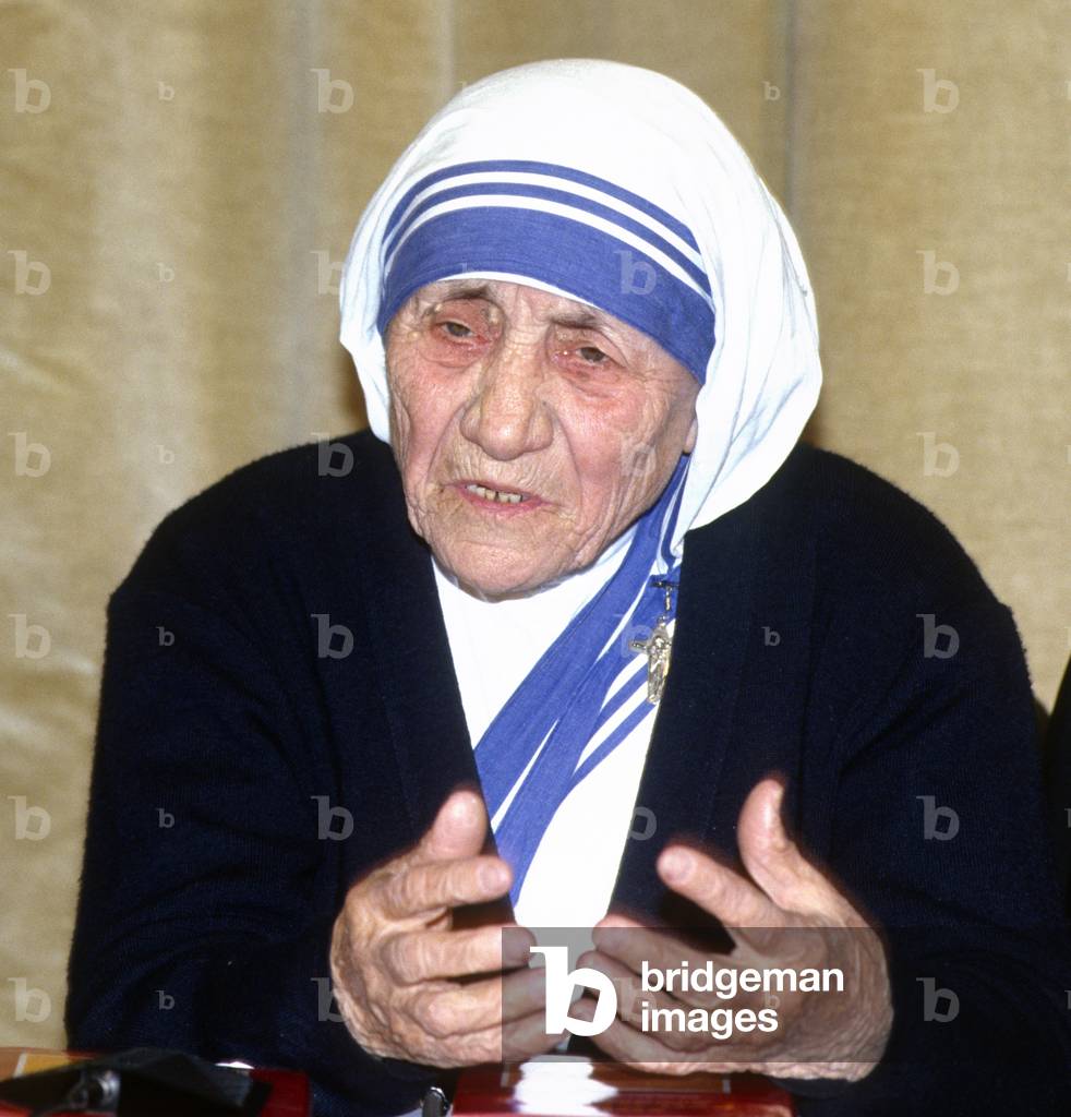 Image of Mother Teresa of Calcutta, Vatican, 1990 (photo)