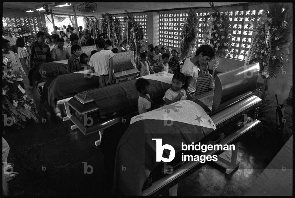 Image of Coffins of philippine army engineers killed in communist ...