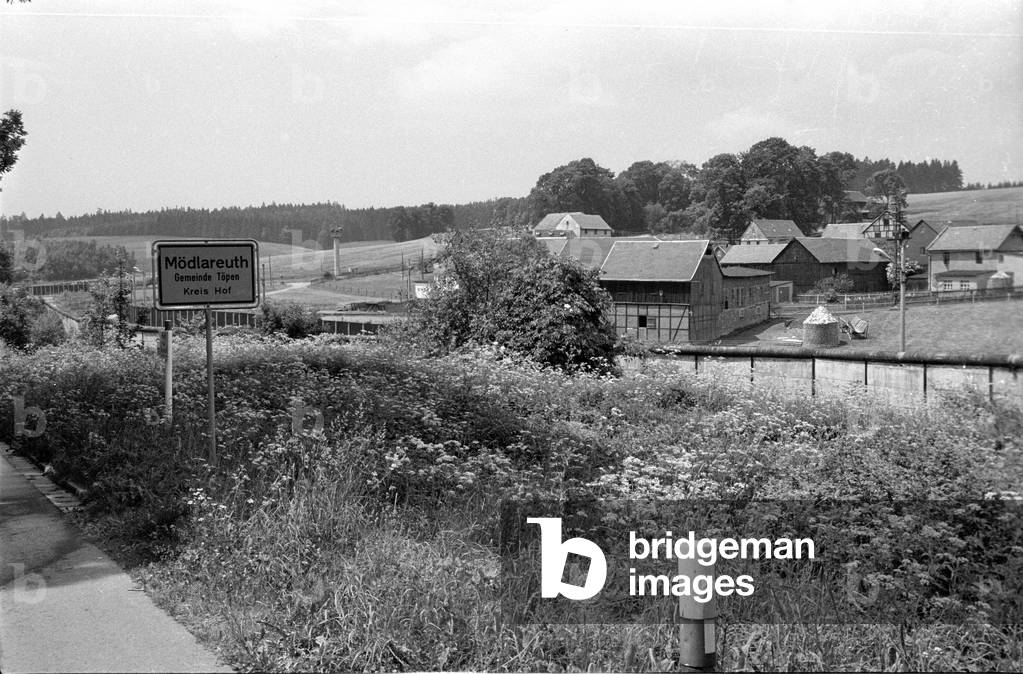 Image of Moedlareuth in Bavaria, 1978 (b/w photo)
