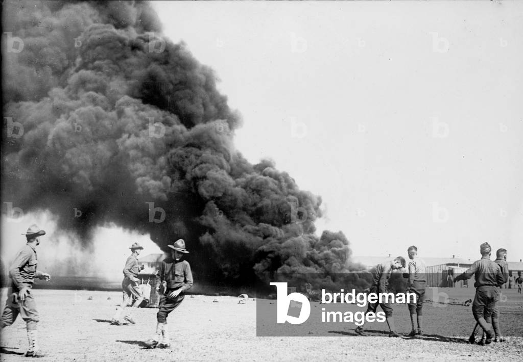 Image of Balloon accident, the explosion of an airship, Fort Sill ...
