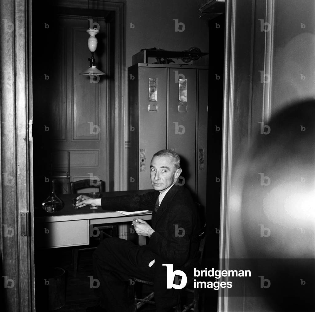 Image of American scientist Robert Oppenheimer, Paris, may 1958 (b/w photo)