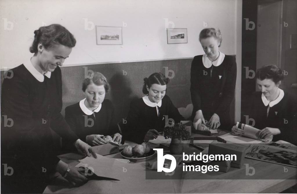 Image of Women of the National Socialist Women's League, NS-Frauenschaft
