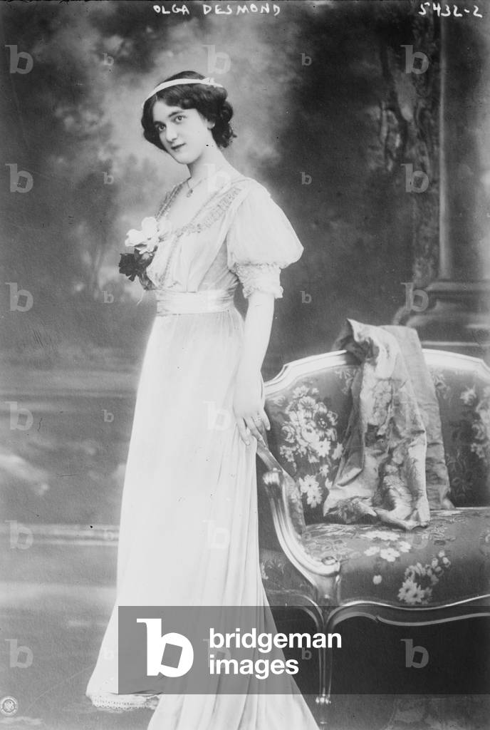 Image of Olga Desmond (b/w photo) by American Photographer, (20th century)