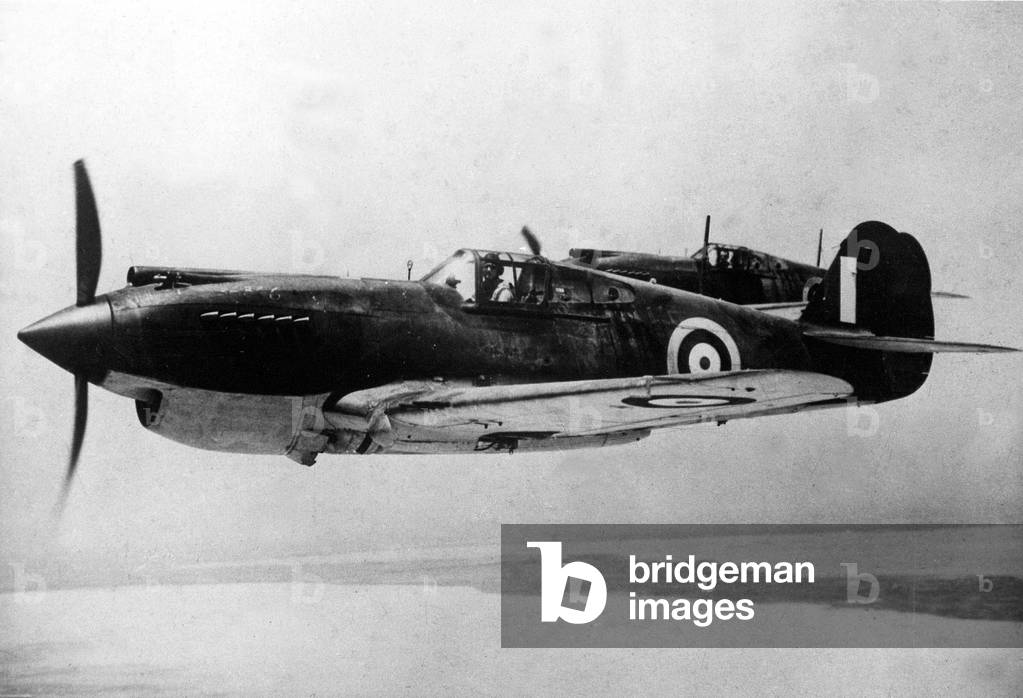 Image of american fighter Curtiss P-40 used during ww2