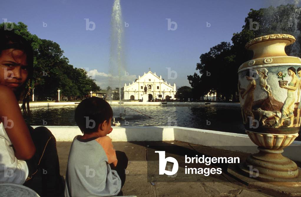 Image of Children at Plaza Salcedo, Cathedral of St. Paul, Vigan ...