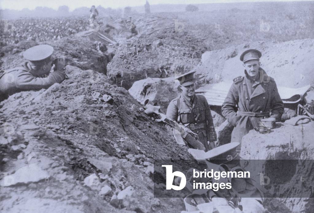 Image of British trenches on the Aisne, World War I, 1914 (b/w by ...