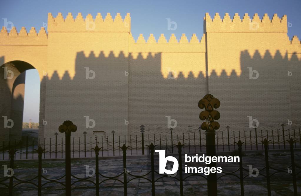 Image of The walls of Babylon after the restoration in the 1980s