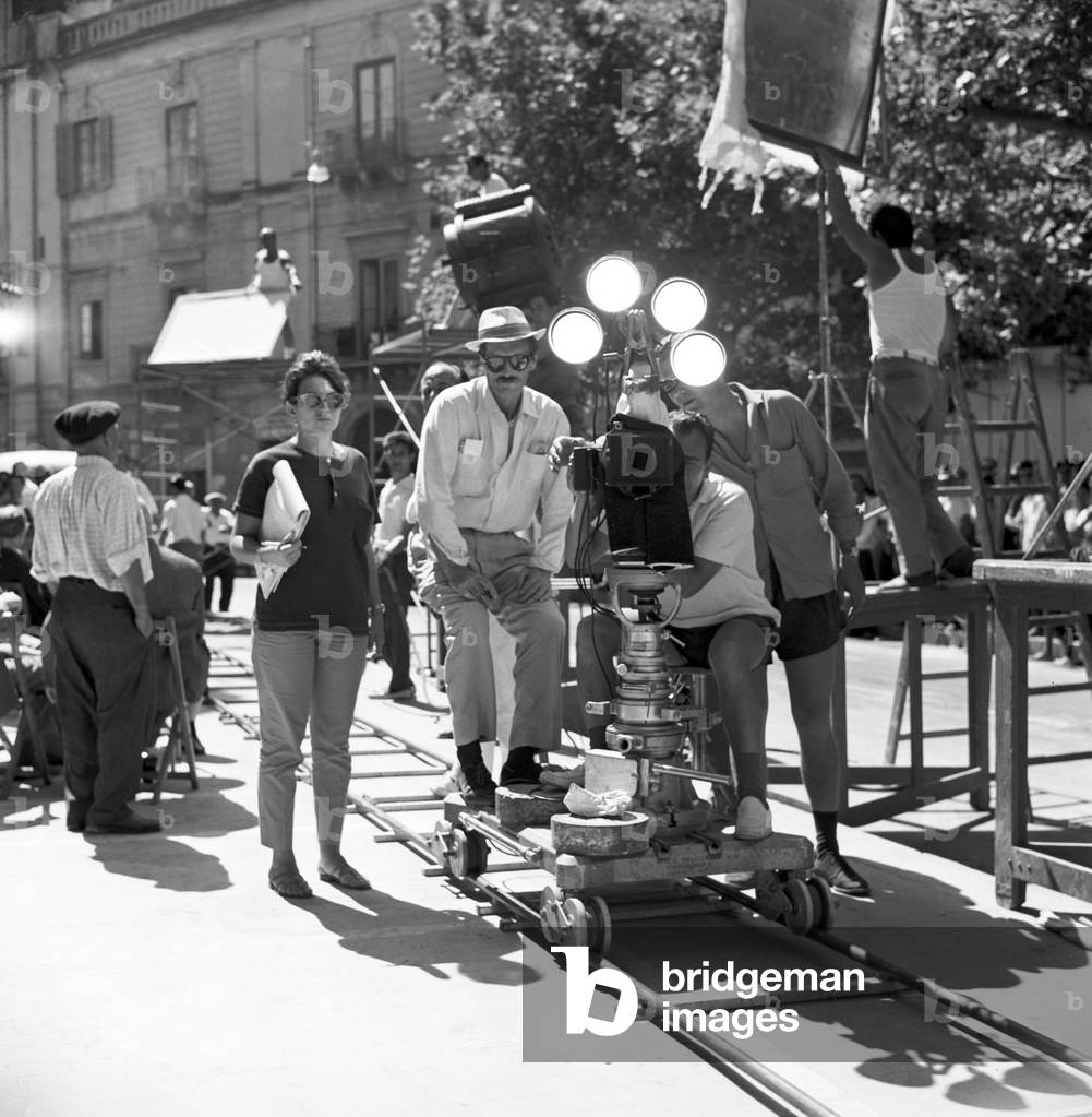 Image of Pietro Germi in Seduced and Abandoned, Italy, 1963 (b/w photo)
