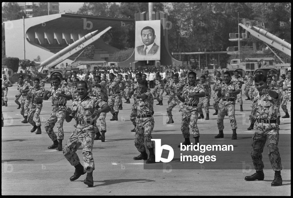 Image of Egyptian special forces display self defense techniques at a ...