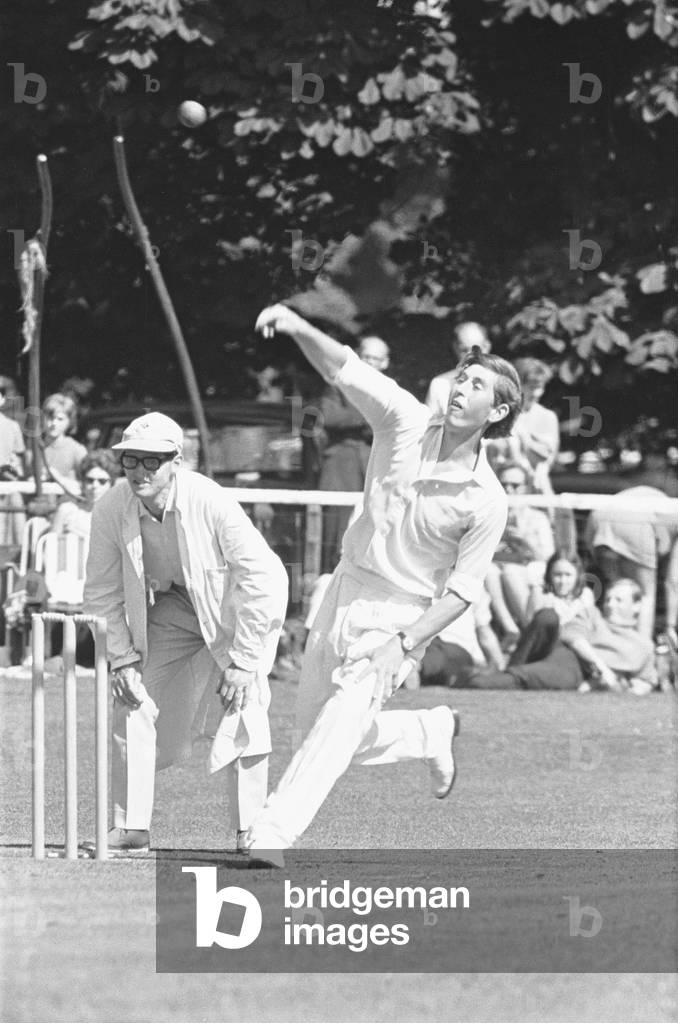 Image of Prince Charles (Future Charles III) bowling during a charity ...
