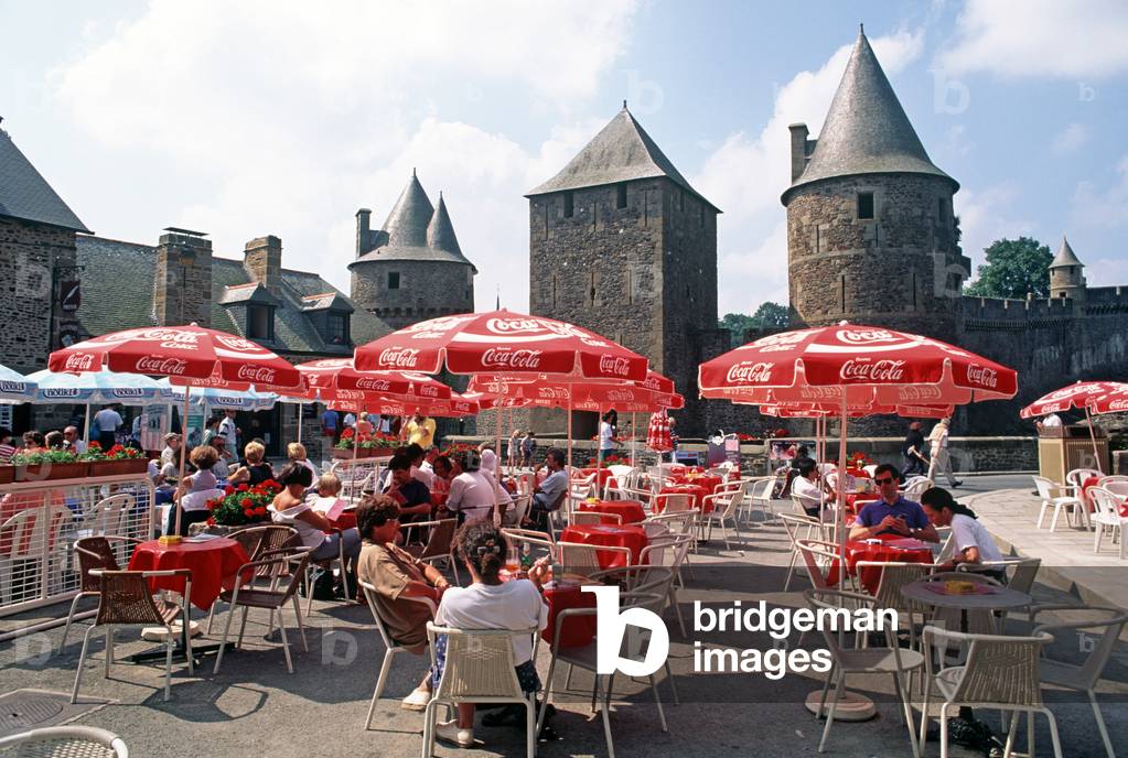 Image of Outdoor cafe in front of Chateau de Fougeres, border of