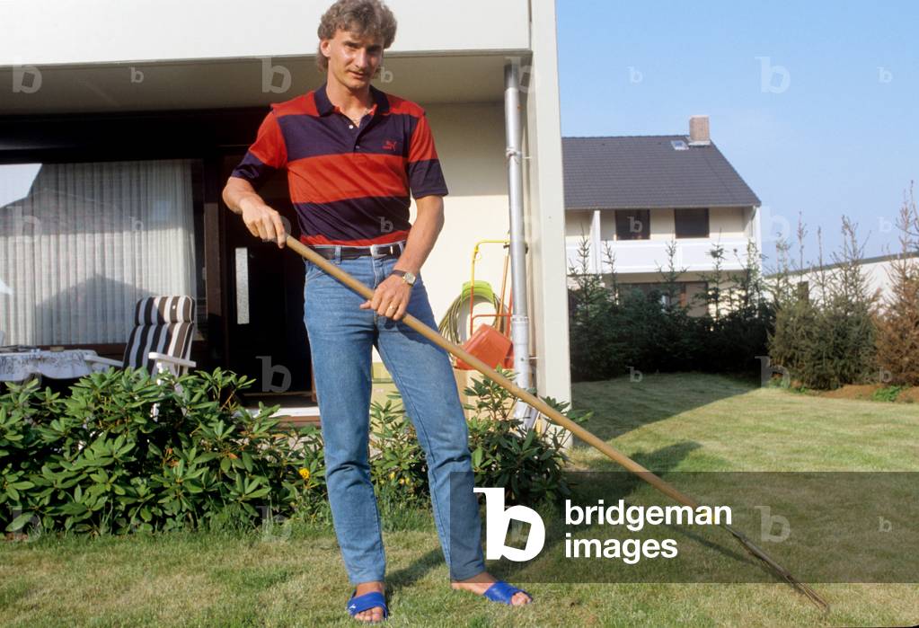 Image of Rudi Völler, 1983 (photo)