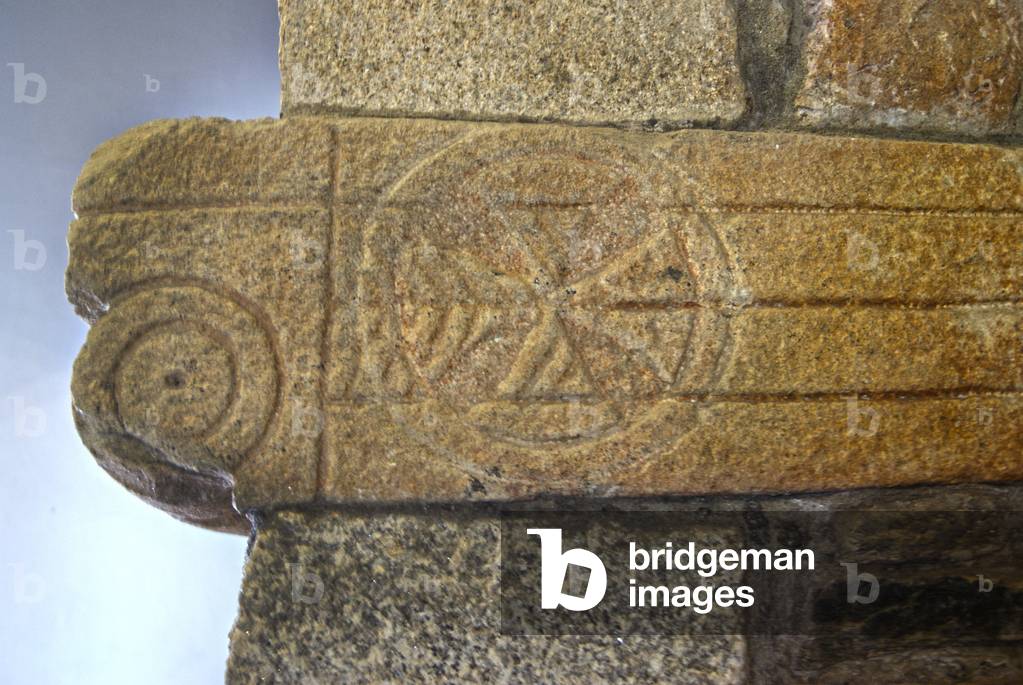 Image of Sintagli visigoti nella Capilla di São Pedro de Balsemão, Sé ...