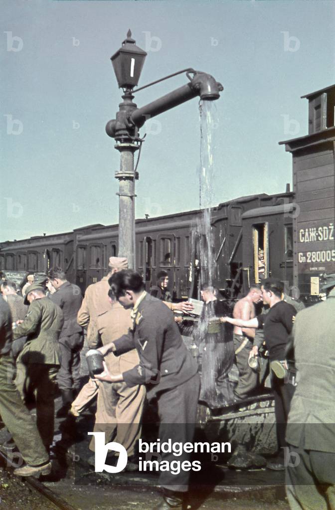 Image of WW II - Everyday life on the Front 1941