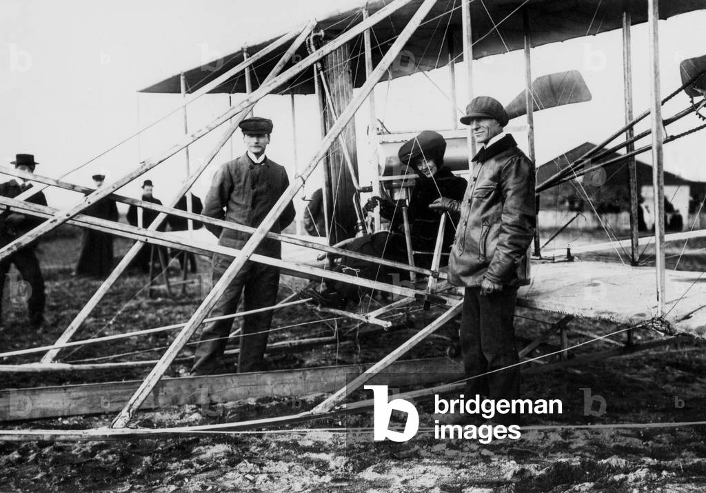 Image of Aviator Wilbur Wright (1867-1912) with countess Lambert (in ...