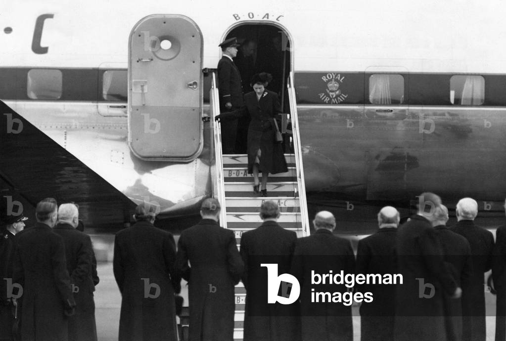Image of Queen Elizabeth II, Princess Elizabeth steps from her plane at