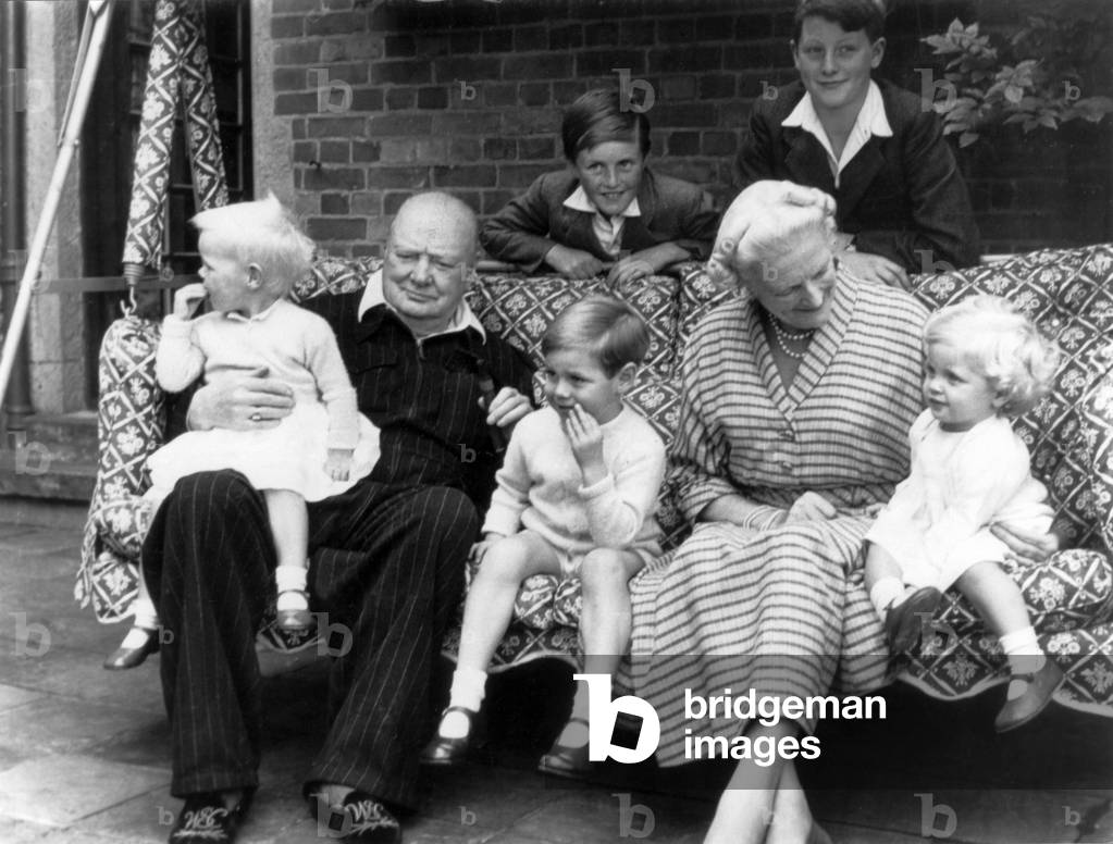 Image of Sir Winston and Lady Churchill with their grandchildren (Celia on