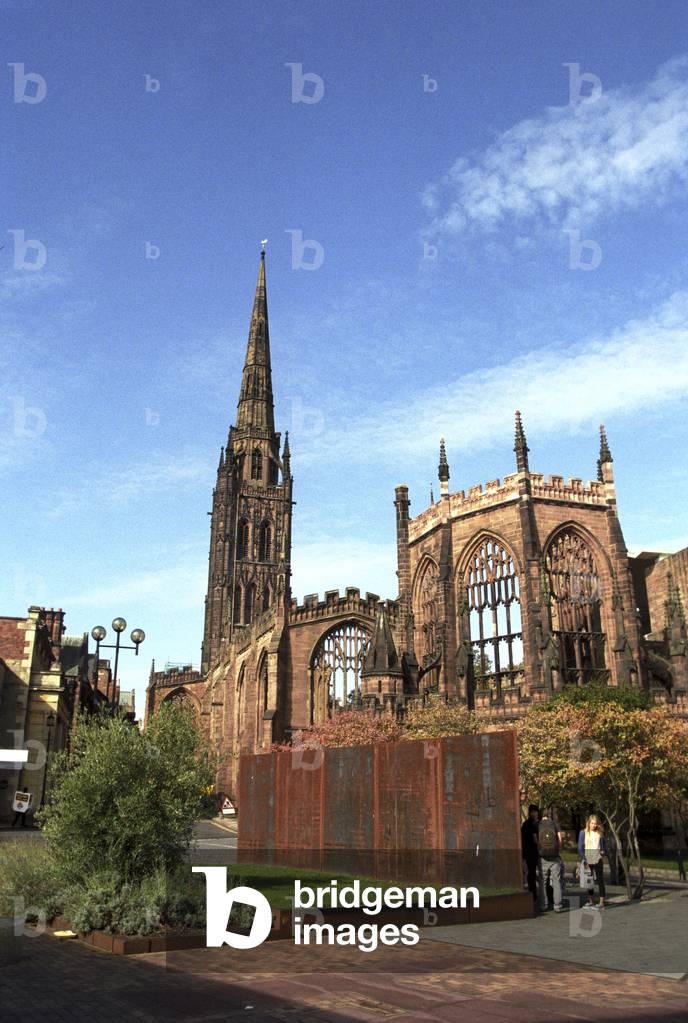 Image of Statue of Reconciliation