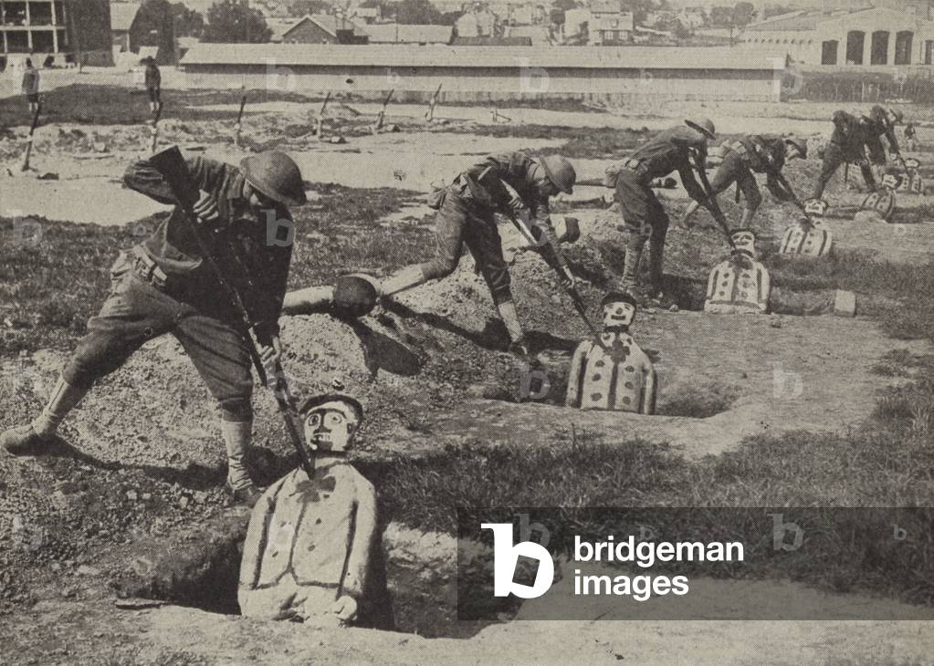 Image of American soldiers charging German dummies during bayonet ...