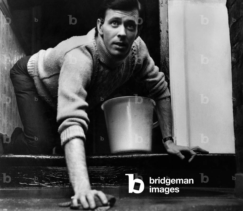 Picture of Anthony Astell a singer and dancer who 'chars'. September ...