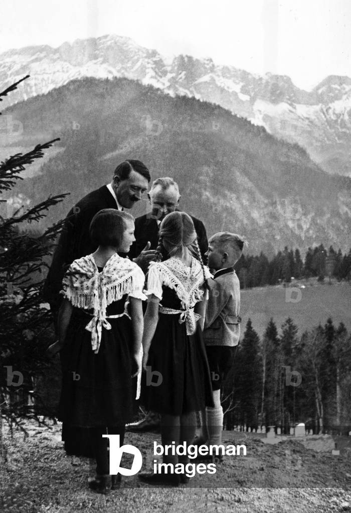 Image of Adolf Hitler with children in Berchtesgaden, 1934 (b/w photo)