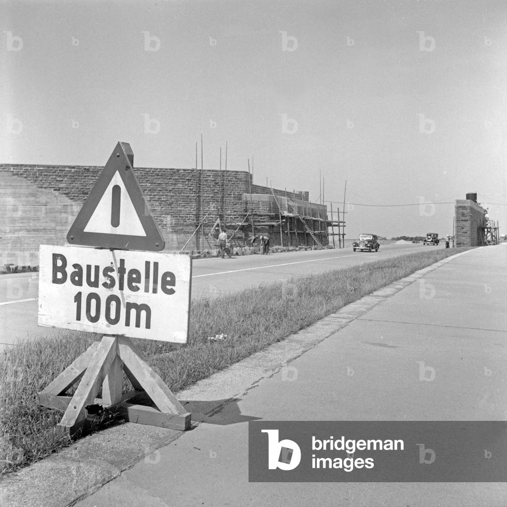 Image of Traffic sign with warning of a construction area 100 meters