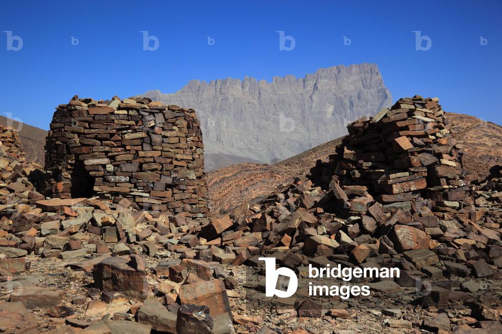 Image of The Beehive Tombs of Al-Ayn on the edge of Jebel