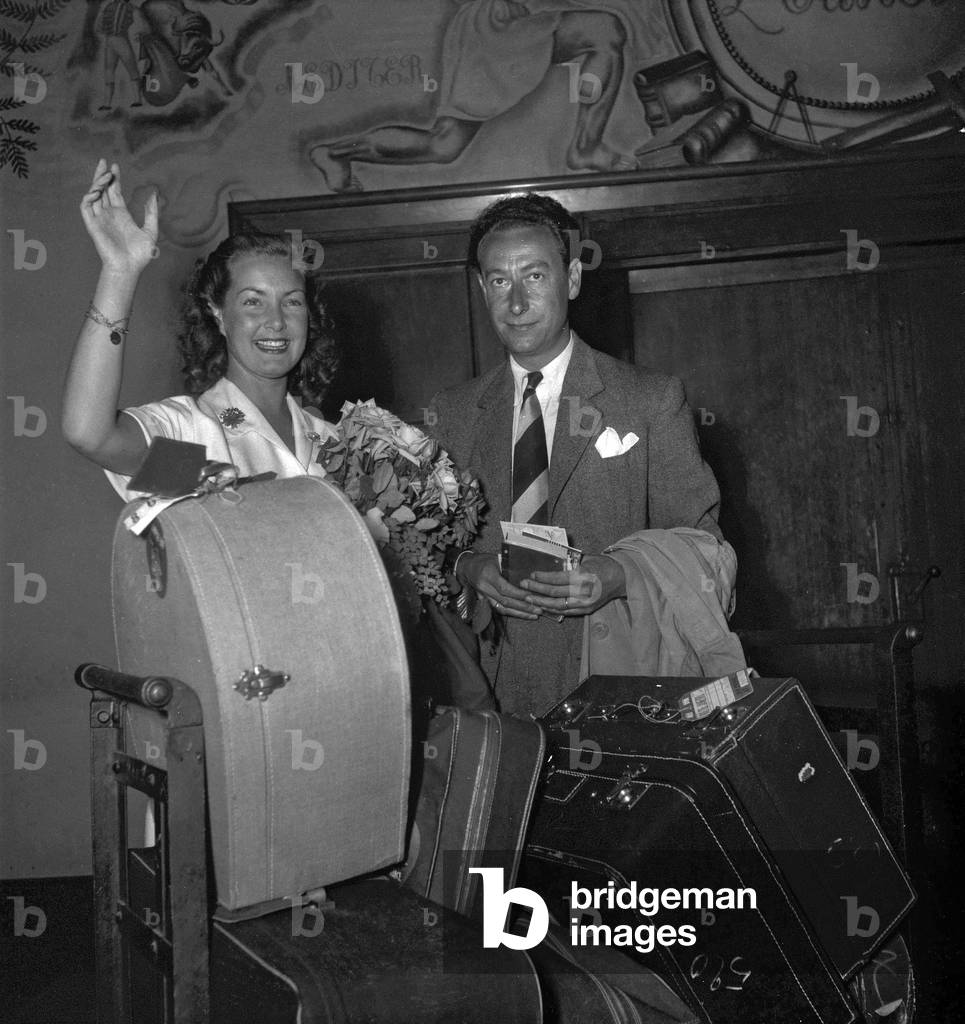 Image of English actress Patricia Roc and her husband Thomas at the
