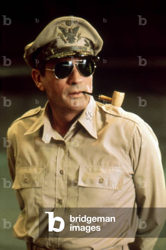 Image of MAC ARTHUR, 1977 directed by JOSEPH SARGENT Gregory Peck (photo)