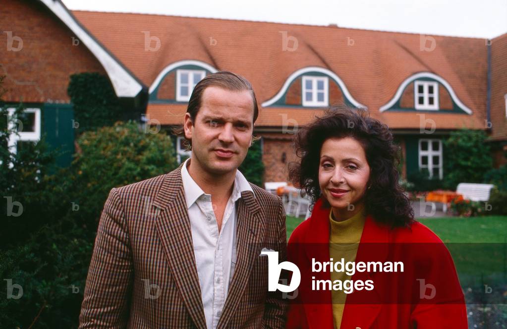 Image of Enno Baron von Ruffin with his wife, singer Vicky Leandros