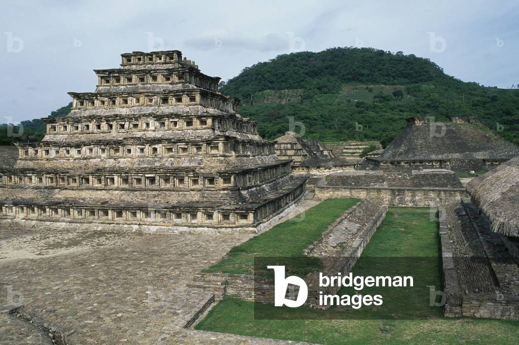 The Pyramid of the Niches, El Tajin (Unesco World Heritage List, 1992 ...
