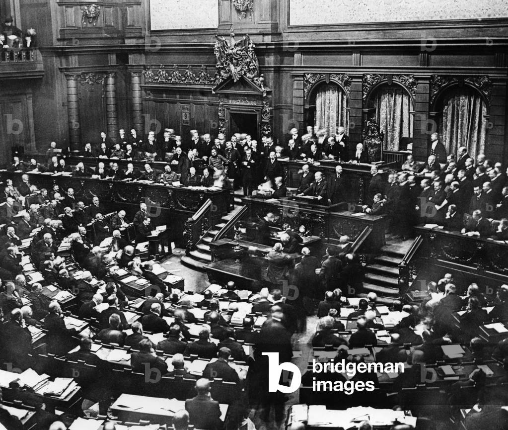 Image of Philipp Scheidemann in the Reichstag, 1913