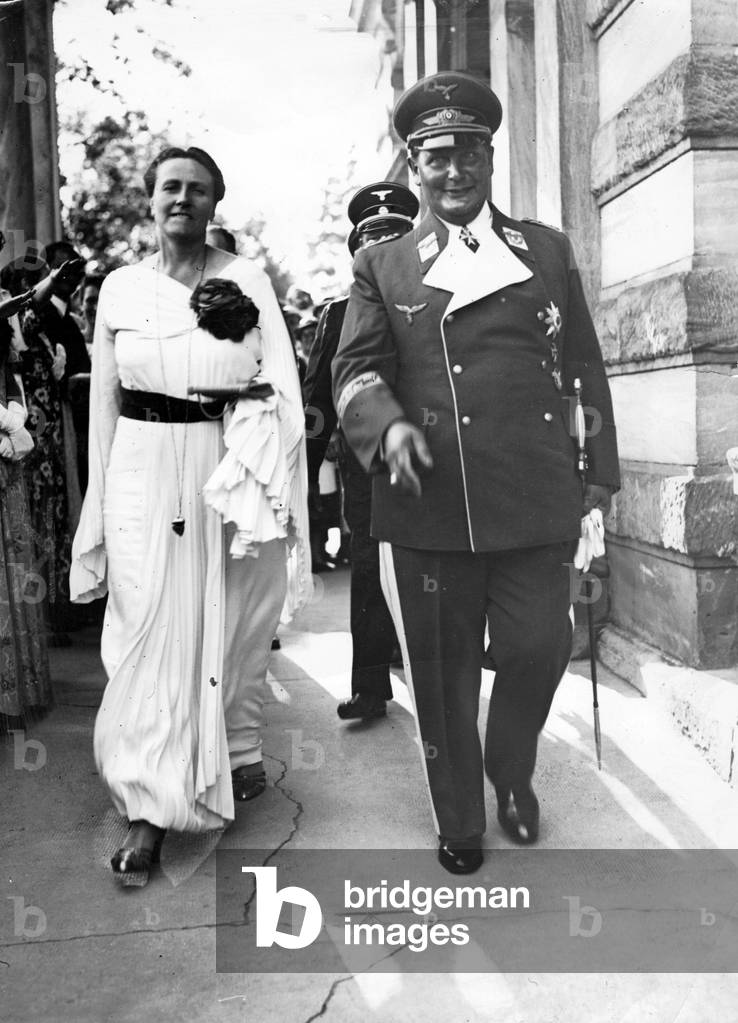 Image of Hermann Goering and Winifred Wagner in Bayreuth (b/w photo)