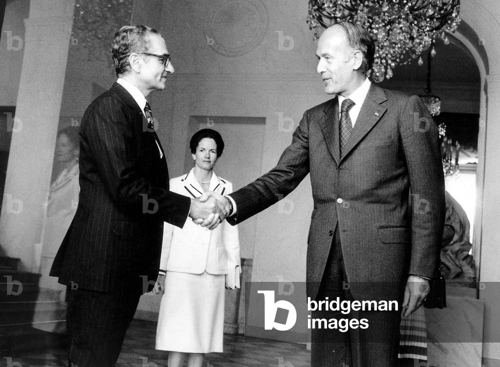 Image of Shah of Iran Mohammad Reza Pahlavi With French President during