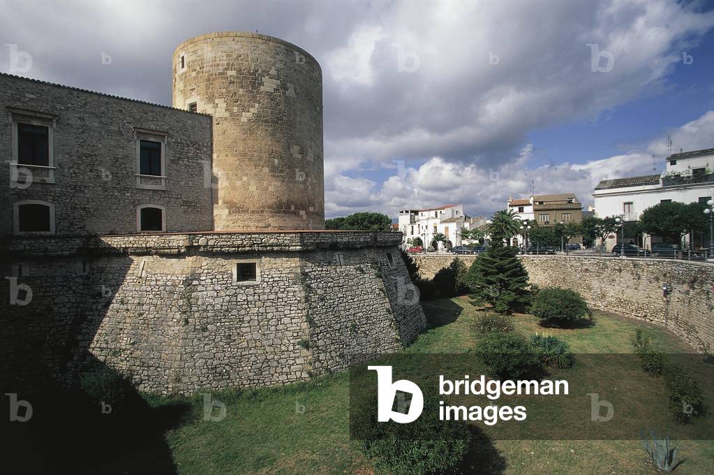 Image of Round tower and moat of Castle, called Aragonese, commissioned by
