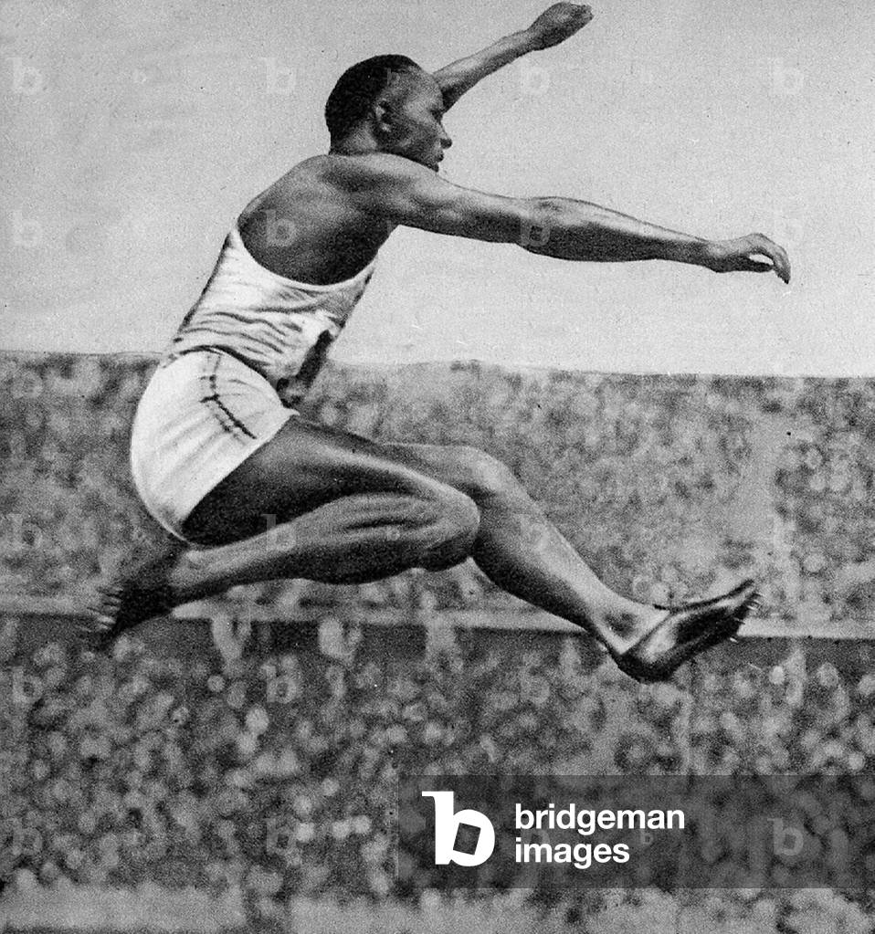 Image of Jesse Owens (1913 - 1980) American track and field athlete.