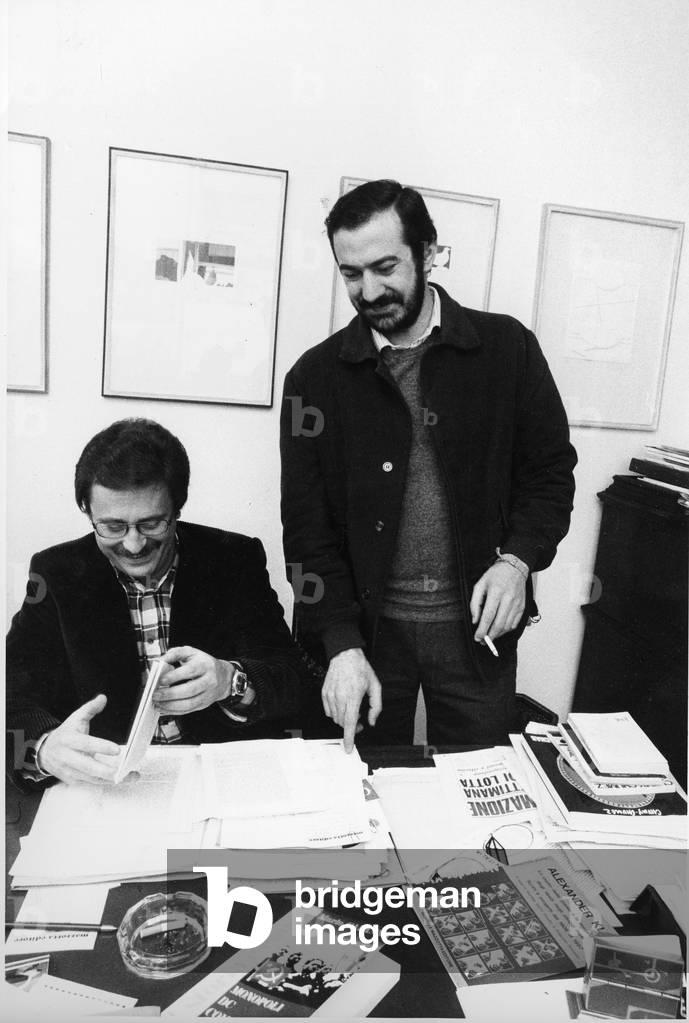 Image of Mario Capanna talking to Gabriele Mazzotta, Italy, 1975 (b/w ...