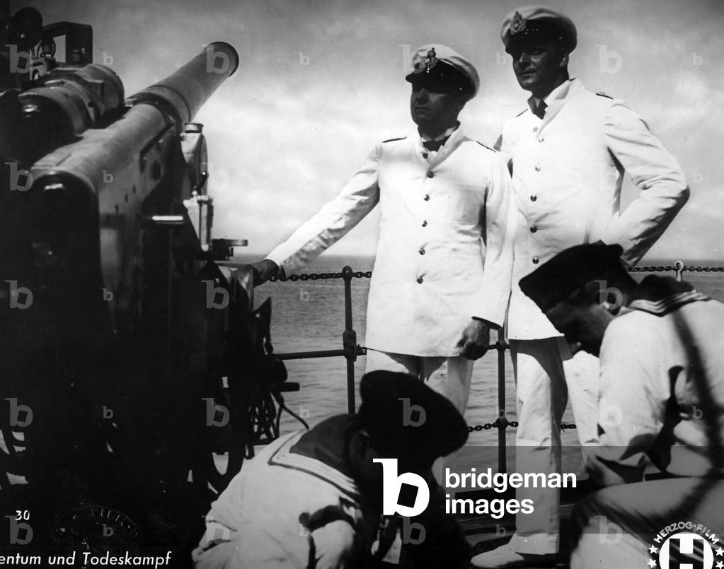 Image of Movie scene from "Cruiser Emden", 1932 (b/w photo)