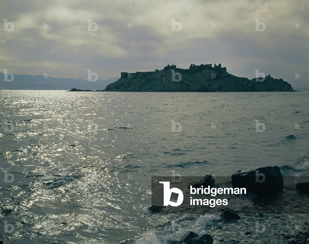 Image of Crusaders' Castle on Coral Island, Gulf of Elath, Israel ...
