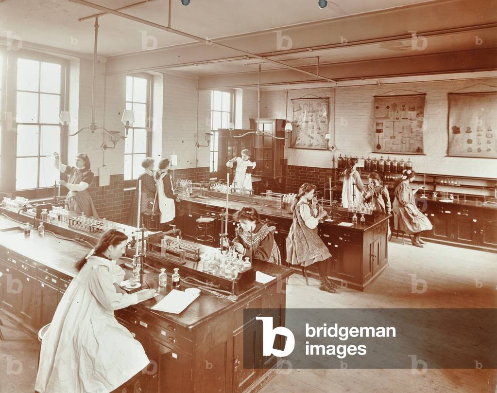 Image of Science Laboratory, Sherbrooke Road School, 1908 (b/w photo ...