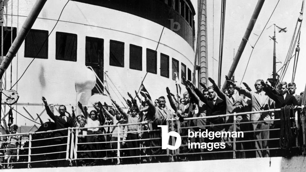 Image of Young Germans living abroad on a visit to their home