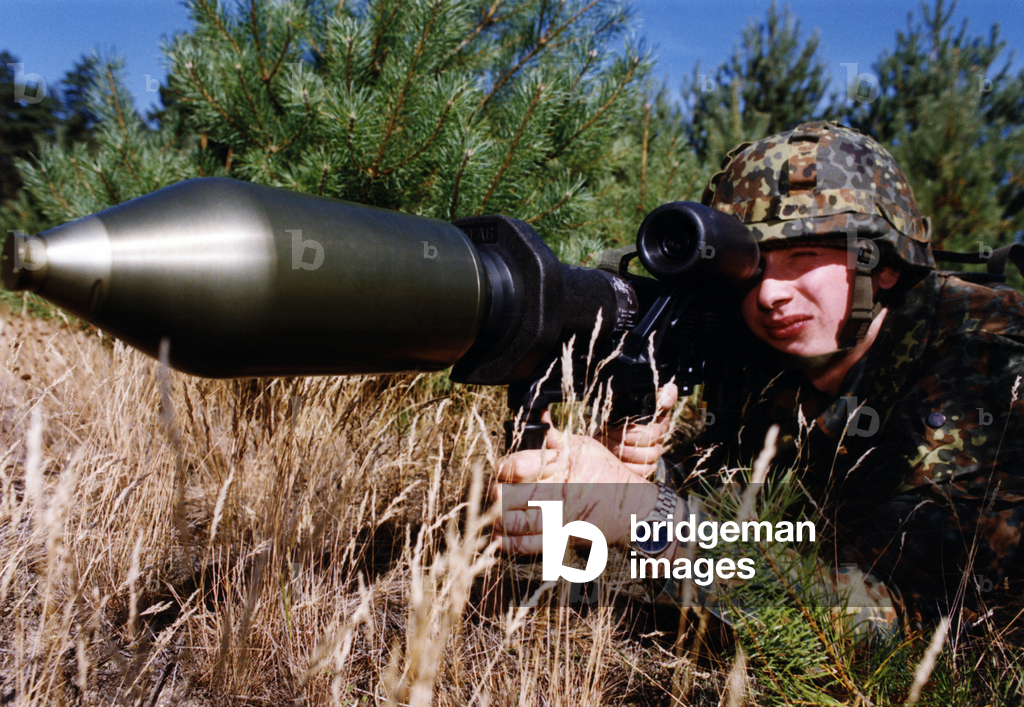 Image of Anti-tank weapons - PanzerfaustAnti-tank weapons - Panzerfaust ...
